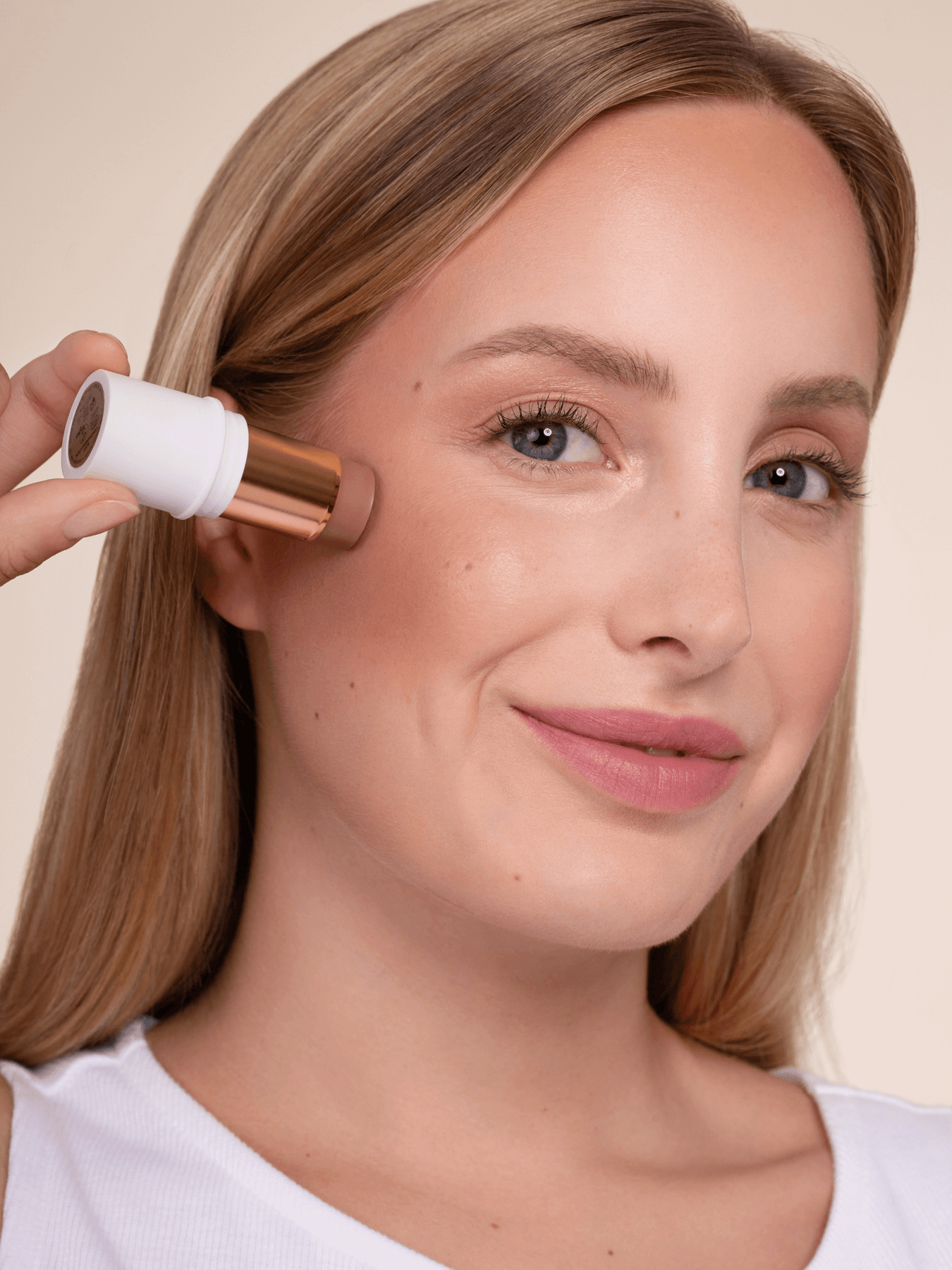 BYENA Beauty - Soft Contour Stick | Veganer Kontur-Stick